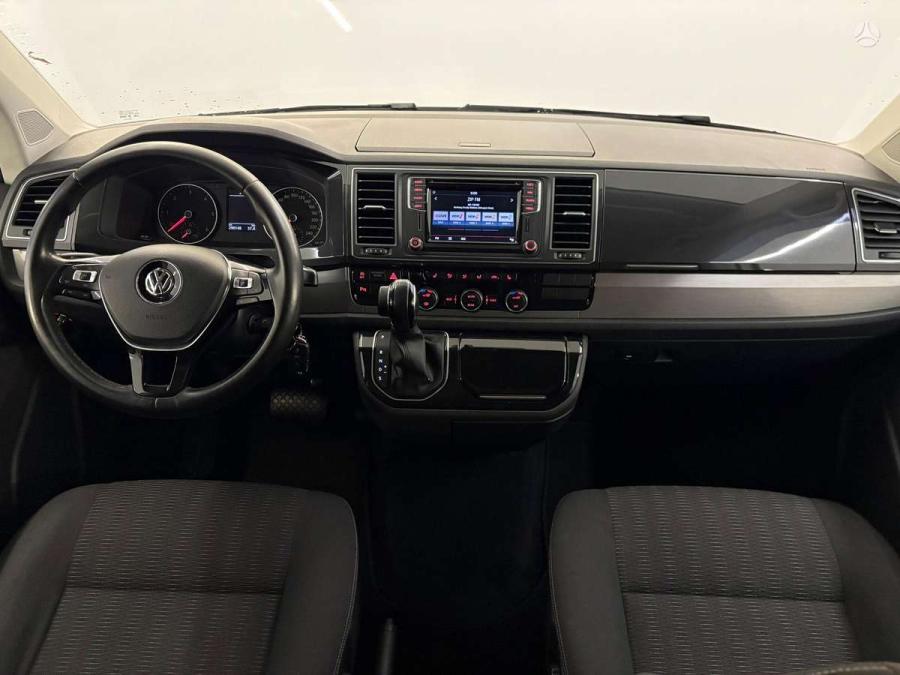 Balts Volkswagen Multivan 2016 Marijampole, ar dzinēja tilpumu 1.97 L un nobraukumu 290 tūkst. km par 20950 €, foto 16 vietnē AUTOMOTO.COM.LV