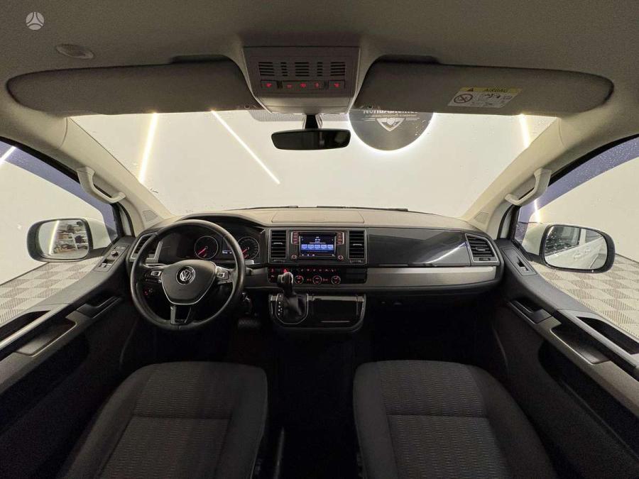 Balts Volkswagen Multivan 2016 Marijampole, ar dzinēja tilpumu 1.97 L un nobraukumu 290 tūkst. km par 20950 €, foto 17 vietnē AUTOMOTO.COM.LV