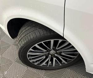 Balts Volkswagen Multivan 2016 Marijampole, ar dzinēja tilpumu 1.97 L un nobraukumu 290 tūkst. km par 20950 €, foto 29 vietnē AUTOMOTO.COM.LV