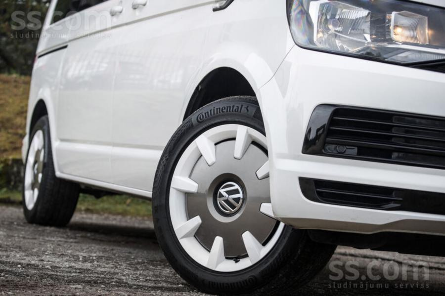 Balts Volkswagen Multivan 2016 Tukums, ar dzinēja tilpumu 2.00 L un nobraukumu 0 tūkst. km par 17000 €, foto 6 vietnē AUTOMOTO.COM.LV