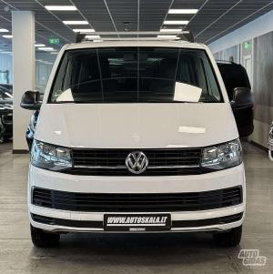 White Volkswagen Multivan 2017 in Klaipeda, with an engine capacity of 2.00 L and mileage of 297 thousand km for 19900 €, photo 4 on AUTOMOTO.COM.LV