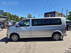 White Volkswagen Multivan 2017 in Riga, with an engine capacity of 2.00 L and mileage of 166 thousand km for 21990 €, photo 10 on AUTOMOTO.COM.LV