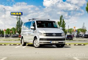 White Volkswagen Multivan 2017 in Riga, with an engine capacity of 2.00 L and mileage of 166 thousand km for 21990 €, photo 3 on AUTOMOTO.COM.LV