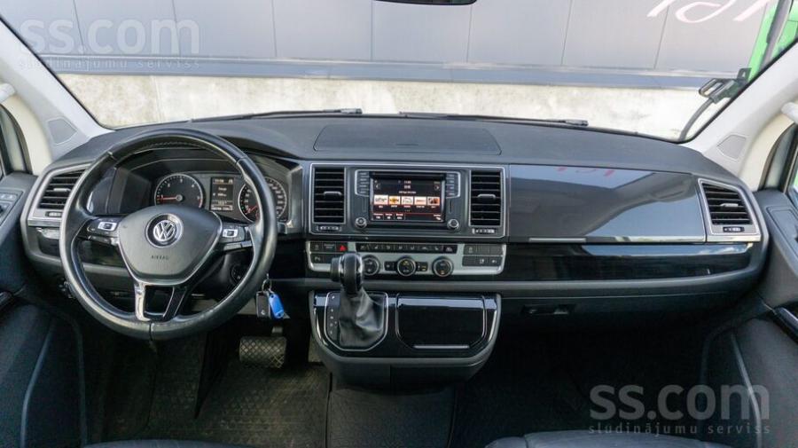 White Volkswagen Multivan 2017 in Riga, with an engine capacity of 2.00 L and mileage of 166 thousand km for 21990 €, photo 13 on AUTOMOTO.COM.LV