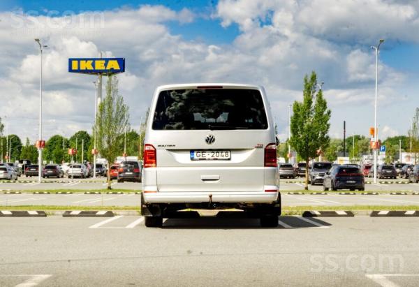 Белый Фольксваген Мультиван 2017 в Рига, объемом двигателя 2.00 л и пробегом 166 тыс. км за 21990 €, фото 6 на AUTOMOTO.COM.LV