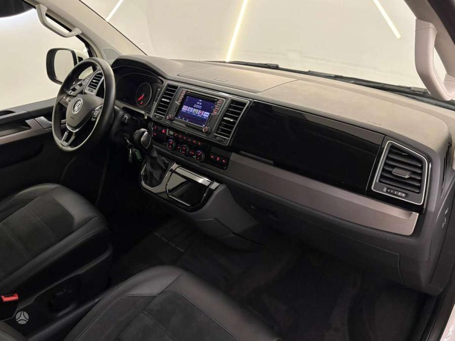 Balts Volkswagen Multivan 2017 Marijampole, ar dzinēja tilpumu 1.97 L un nobraukumu 174 tūkst. km par 24750 €, foto 19 vietnē AUTOMOTO.COM.LV