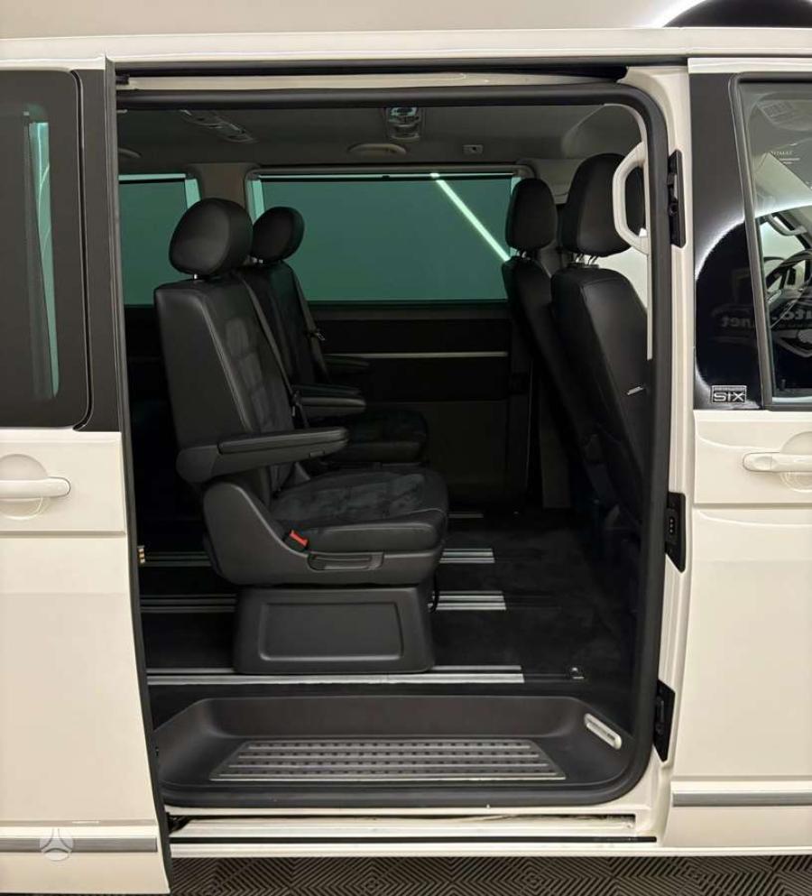 Balts Volkswagen Multivan 2017 Marijampole, ar dzinēja tilpumu 1.97 L un nobraukumu 174 tūkst. km par 24750 €, foto 22 vietnē AUTOMOTO.COM.LV