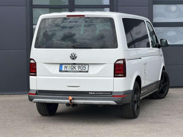 White Volkswagen Multivan 2018 in Jonava, with an engine capacity of 1.97 L and mileage of 290 thousand km for 25990 €, photo 9 on AUTOMOTO.COM.LV