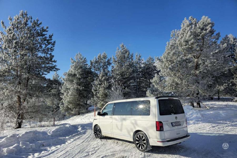 Balts Volkswagen Multivan 2020 Viļņa, ar dzinēja tilpumu 1.97 L un nobraukumu 247 tūkst. km par 35890 €, foto 8 vietnē AUTOMOTO.COM.LV