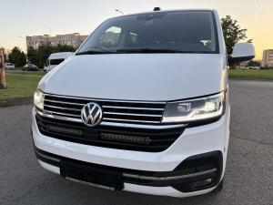 White Volkswagen Multivan 2020 in Panevezys, with an engine capacity of 1.97 L and mileage of 448 thousand km for 21100 €, photo 10 on AUTOMOTO.COM.LV