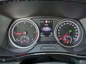 White Volkswagen Multivan 2020 in Panevezys, with an engine capacity of 1.97 L and mileage of 448 thousand km for 21100 €, photo 24 on AUTOMOTO.COM.LV