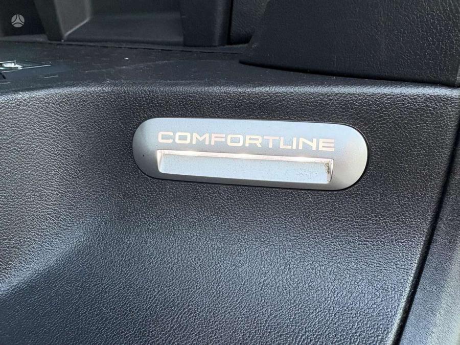 White Volkswagen Multivan 2020 in Panevezys, with an engine capacity of 1.97 L and mileage of 448 thousand km for 21100 €, photo 30 on AUTOMOTO.COM.LV