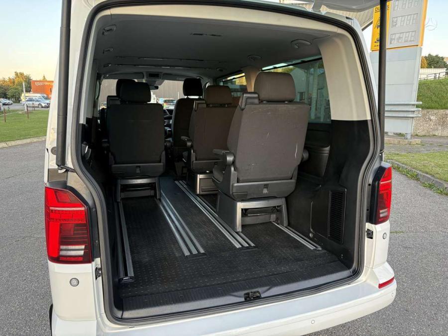 White Volkswagen Multivan 2020 in Panevezys, with an engine capacity of 1.97 L and mileage of 448 thousand km for 21100 €, photo 32 on AUTOMOTO.COM.LV