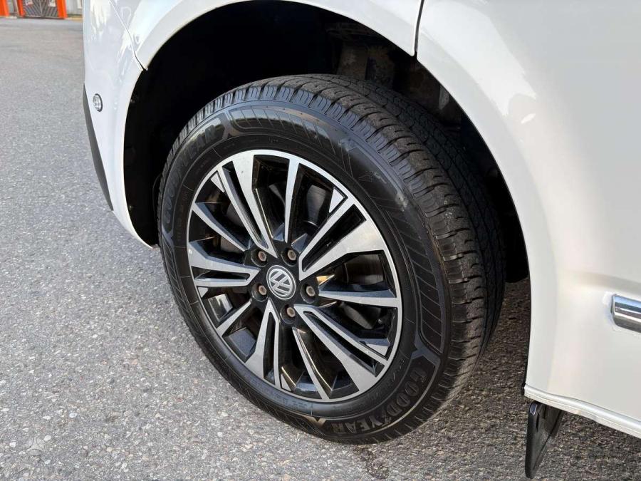 White Volkswagen Multivan 2020 in Panevezys, with an engine capacity of 1.97 L and mileage of 448 thousand km for 21100 €, photo 35 on AUTOMOTO.COM.LV