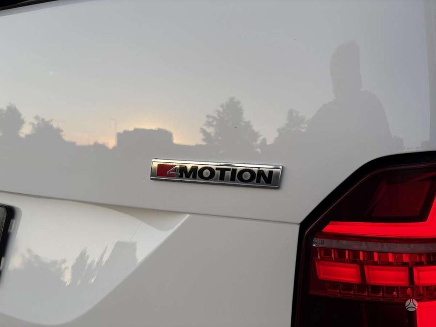 White Volkswagen Multivan 2020 in Panevezys, with an engine capacity of 1.97 L and mileage of 448 thousand km for 21100 €, photo 37 on AUTOMOTO.COM.LV