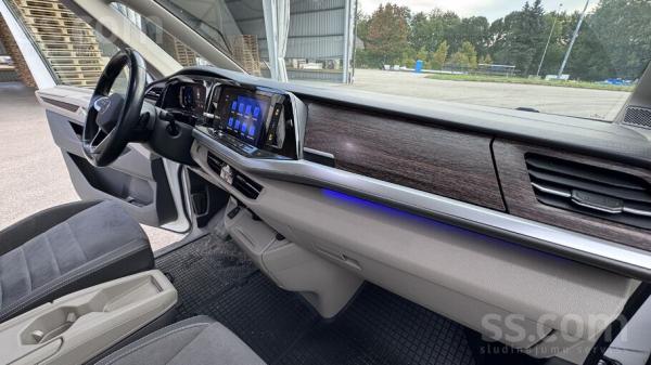 White Volkswagen Multivan 2024 in Riga, with an engine capacity of 2.00 L and mileage of 80 thousand km for 43500 €, photo 9 on AUTOMOTO.COM.LV