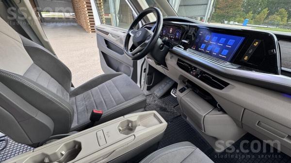 White Volkswagen Multivan 2024 in Riga, with an engine capacity of 2.00 L and mileage of 80 thousand km for 43500 €, photo 10 on AUTOMOTO.COM.LV