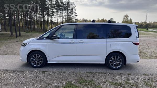 White Volkswagen Multivan 2024 in Madona, with an engine capacity of 2.00 L and mileage of 83 thousand km for 42800 €, photo 4 on AUTOMOTO.COM.LV
