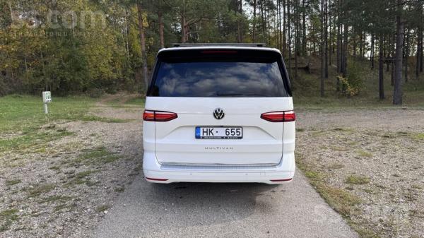 White Volkswagen Multivan 2024 in Madona, with an engine capacity of 2.00 L and mileage of 83 thousand km for 42800 €, photo 5 on AUTOMOTO.COM.LV
