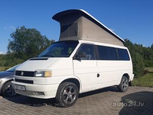 Balts Volkswagen Multivan 1994 Tallina, ar dzinēja tilpumu 2.40 L un nobraukumu 415 tūkst. km par 12800 €, foto  vietnē AUTOMOTO.COM.LV