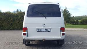 Balts Volkswagen Multivan 1994 Tallina, ar dzinēja tilpumu 2.40 L un nobraukumu 415 tūkst. km par 12800 €, foto 7 vietnē AUTOMOTO.COM.LV