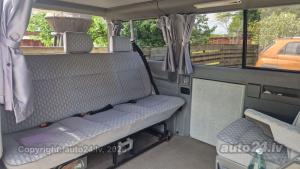 Balts Volkswagen Multivan 1994 Tallina, ar dzinēja tilpumu 2.40 L un nobraukumu 415 tūkst. km par 12800 €, foto 16 vietnē AUTOMOTO.COM.LV