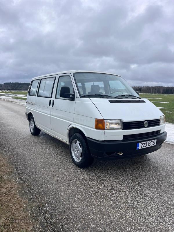Balts Volkswagen Multivan 1995 Tallina, ar dzinēja tilpumu 2.40 L un nobraukumu 314 tūkst. km par 3000 €, foto 6 vietnē AUTOMOTO.COM.LV