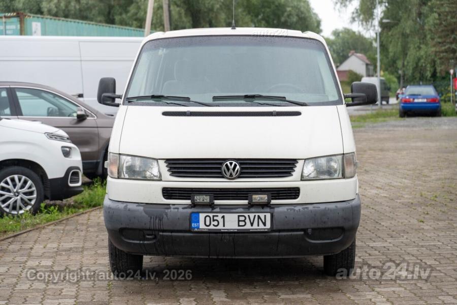 Balts Volkswagen Multivan 1998 Tallina, ar dzinēja tilpumu 1.90 L un nobraukumu 262 tūkst. km par 6500 €, foto 3 vietnē AUTOMOTO.COM.LV