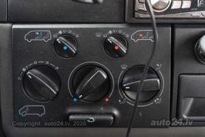 Balts Volkswagen Multivan 1998 Tallina, ar dzinēja tilpumu 1.90 L un nobraukumu 262 tūkst. km par 6500 €, foto 21 vietnē AUTOMOTO.COM.LV
