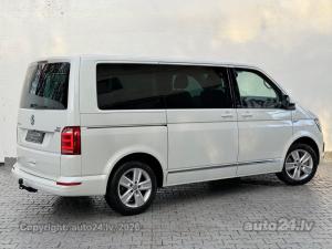 White Volkswagen Multivan 2016 in Tallinn, with an engine capacity of 2.00 L and mileage of 191 thousand km for 29900 €, photo 14 on AUTOMOTO.COM.LV