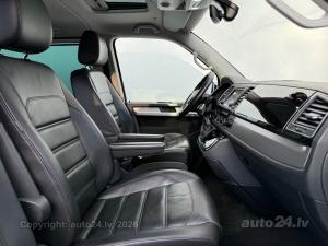 White Volkswagen Multivan 2016 in Tallinn, with an engine capacity of 2.00 L and mileage of 191 thousand km for 29900 €, photo 22 on AUTOMOTO.COM.LV