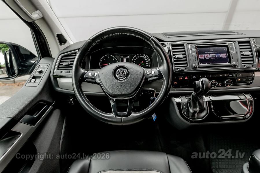 Balts Volkswagen Multivan 2017 Pērnava, ar dzinēja tilpumu 2.00 L un nobraukumu 118 tūkst. km par 32900 €, foto 17 vietnē AUTOMOTO.COM.LV