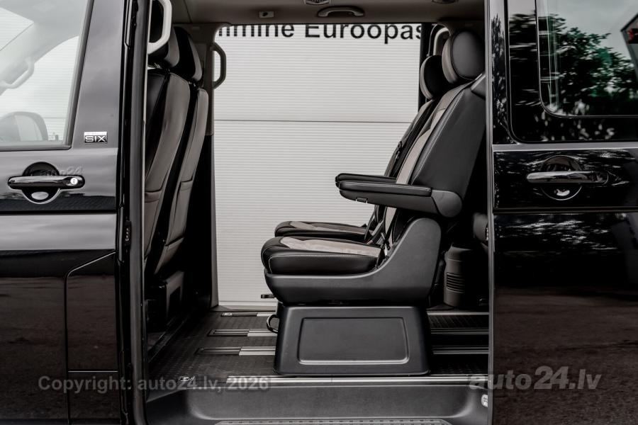Balts Volkswagen Multivan 2017 Pērnava, ar dzinēja tilpumu 2.00 L un nobraukumu 118 tūkst. km par 32900 €, foto 18 vietnē AUTOMOTO.COM.LV