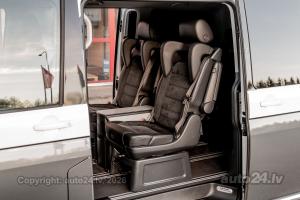 White Volkswagen Multivan 2018 in Parnu, with an engine capacity of 2.00 L and mileage of 149 thousand km for 36900 €, photo 19 on AUTOMOTO.COM.LV