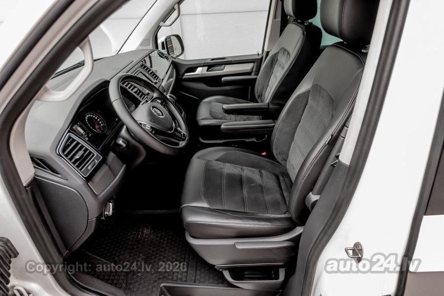 White Volkswagen Multivan 2018 in Parnu, with an engine capacity of 2.00 L and mileage of 170 thousand km for 31900 €, photo 13 on AUTOMOTO.COM.LV