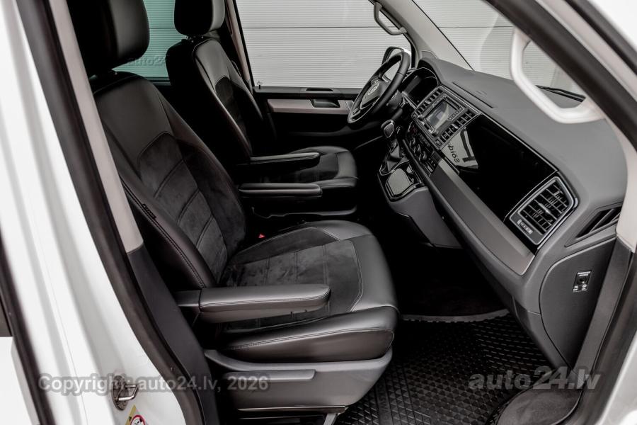 White Volkswagen Multivan 2018 in Parnu, with an engine capacity of 2.00 L and mileage of 170 thousand km for 31900 €, photo 15 on AUTOMOTO.COM.LV