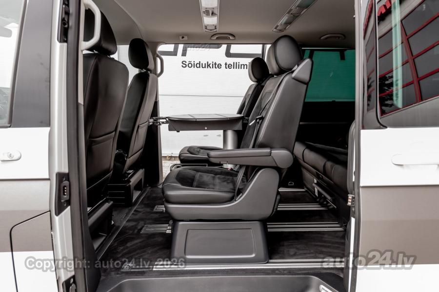 White Volkswagen Multivan 2018 in Parnu, with an engine capacity of 2.00 L and mileage of 170 thousand km for 31900 €, photo 18 on AUTOMOTO.COM.LV
