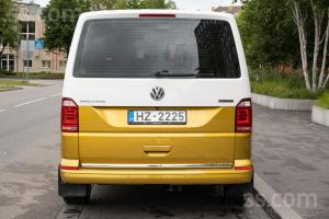 Yellow Volkswagen Multivan 2018 in Riga, with an engine capacity of 2.00 L and mileage of 207 thousand km for 27900 €, photo 7 on AUTOMOTO.COM.LV