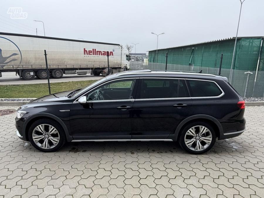 Melns Volkswagen Passat Alltrack 2016 Kauņa, ar dzinēja tilpumu 2.00 L un nobraukumu 263 tūkst. km par 12900 €, foto 4 vietnē AUTOMOTO.COM.LV