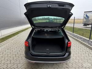 Melns Volkswagen Passat Alltrack 2016 Kauņa, ar dzinēja tilpumu 2.00 L un nobraukumu 263 tūkst. km par 12900 €, foto 30 vietnē AUTOMOTO.COM.LV