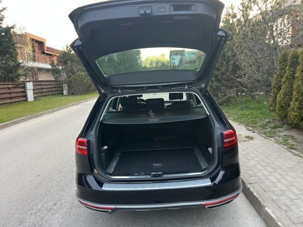 Melns Volkswagen Passat Alltrack 2016 Klaipėda, ar dzinēja tilpumu 2.00 L un nobraukumu 204 tūkst. km par 16000 €, foto 6 vietnē AUTOMOTO.COM.LV