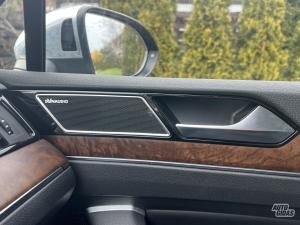 Black Volkswagen Passat Alltrack 2016 in Klaipeda, with an engine capacity of 2.00 L and mileage of 204 thousand km for 16000 €, photo 13 on AUTOMOTO.COM.LV