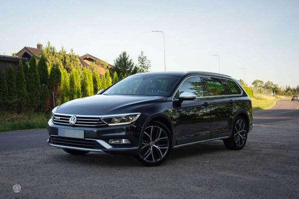 Black Volkswagen Passat Alltrack 2017 in Elektrenai, with an engine capacity of 1.97 L and mileage of 265 thousand km for 13650 €, photo 1 on AUTOMOTO.COM.LV