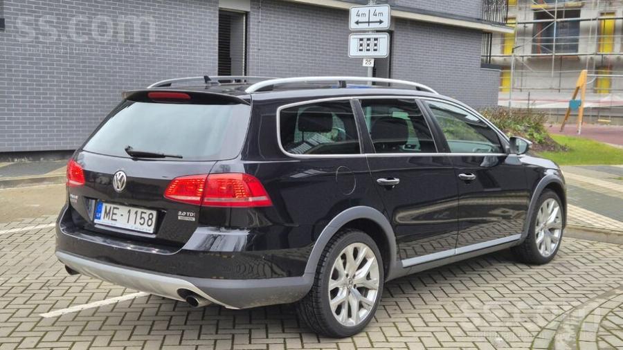 Melns Volkswagen Passat Alltrack 2012 Rīga, ar dzinēja tilpumu 2.00 L un nobraukumu 169 tūkst. km par 9000 €, foto 4 vietnē AUTOMOTO.COM.LV