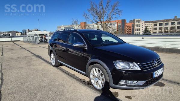 Melns Volkswagen Passat Alltrack 2012 Rīga, ar dzinēja tilpumu 2.00 L un nobraukumu 169 tūkst. km par 9000 €, foto 1 vietnē AUTOMOTO.COM.LV