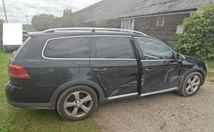 Melns Volkswagen Passat Alltrack 2012 Viļņa, ar dzinēja tilpumu 2.00 L un nobraukumu 215 tūkst. km par 2600 €, foto 8 vietnē AUTOMOTO.COM.LV