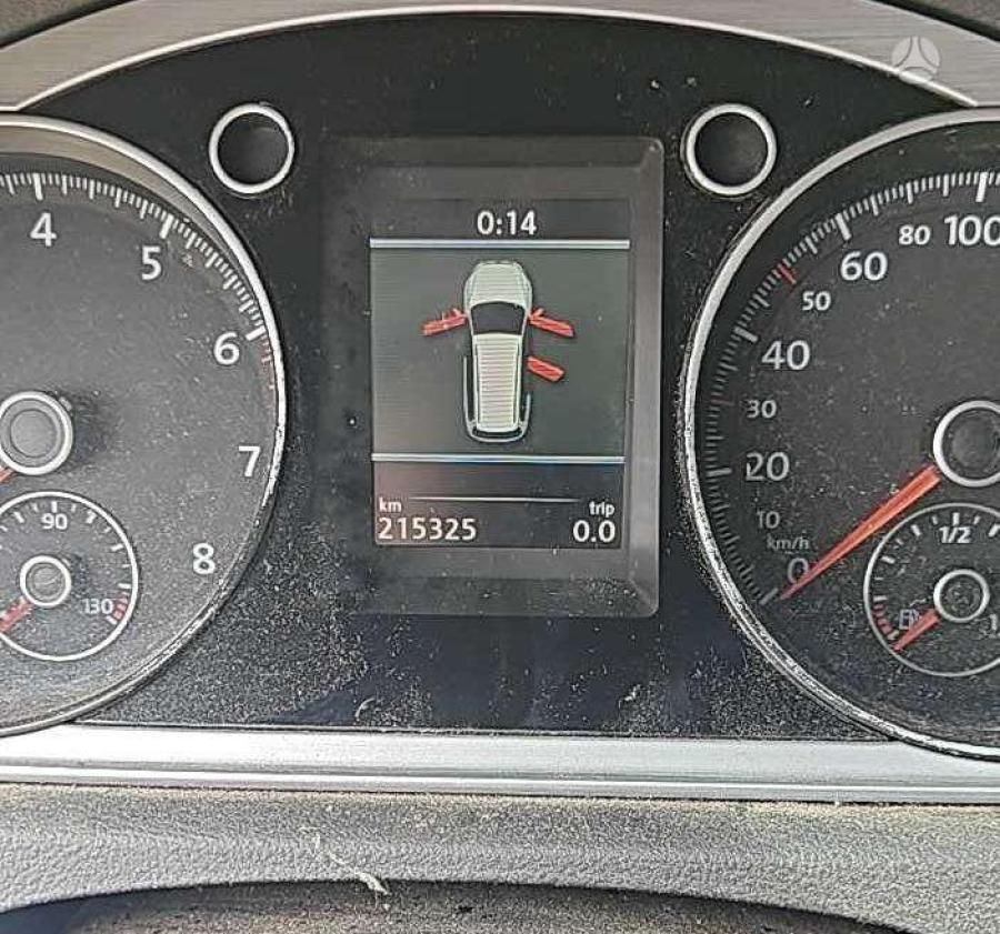 Melns Volkswagen Passat Alltrack 2012 Viļņa, ar dzinēja tilpumu 2.00 L un nobraukumu 215 tūkst. km par 2600 €, foto 12 vietnē AUTOMOTO.COM.LV