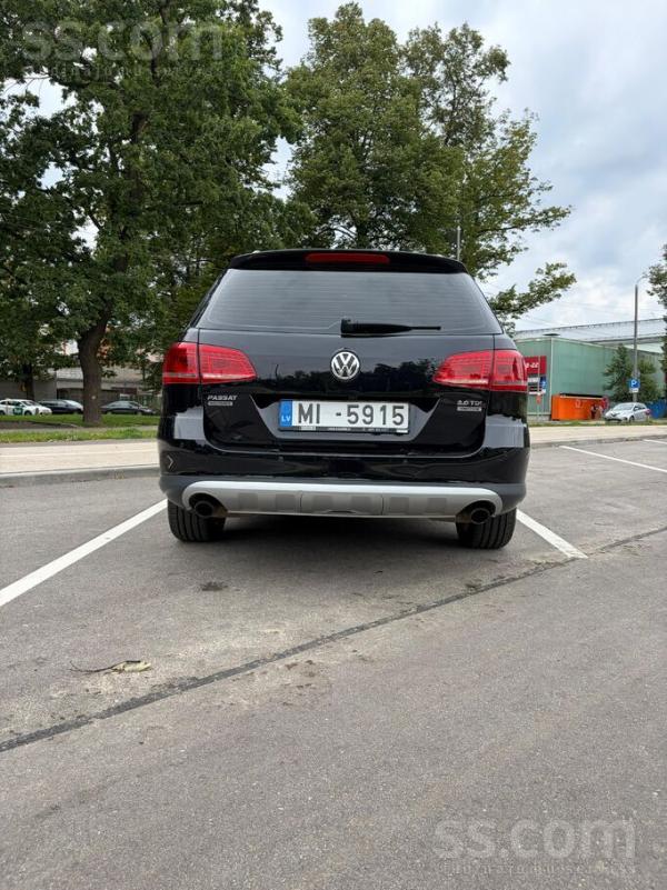 Melns Volkswagen Passat Alltrack 2012 Rīga, ar dzinēja tilpumu 2.00 L un nobraukumu 268 tūkst. km par 8500 €, foto 6 vietnē AUTOMOTO.COM.LV