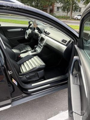 Melns Volkswagen Passat Alltrack 2012 Rīga, ar dzinēja tilpumu 2.00 L un nobraukumu 268 tūkst. km par 8500 €, foto 12 vietnē AUTOMOTO.COM.LV