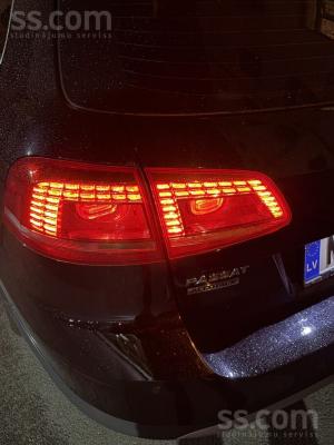 Melns Volkswagen Passat Alltrack 2012 Rīga, ar dzinēja tilpumu 2.00 L un nobraukumu 268 tūkst. km par 8500 €, foto 24 vietnē AUTOMOTO.COM.LV